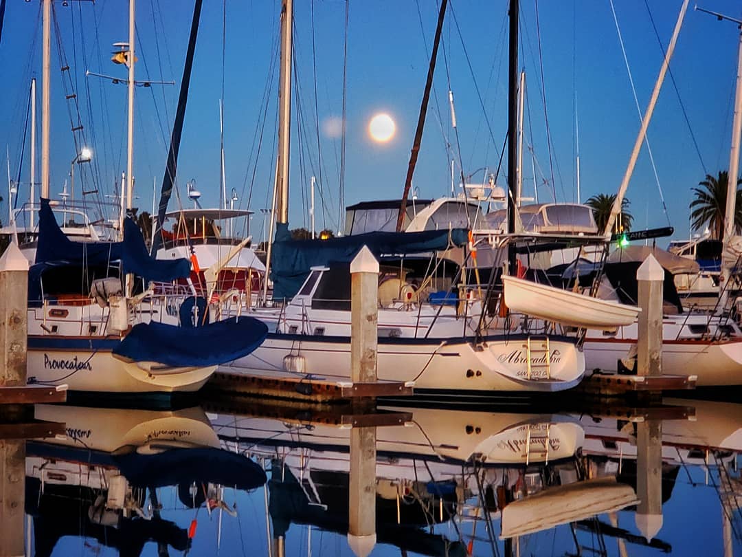 Living on a Boat in California: What you Need to Know (Best Liveaboard ...